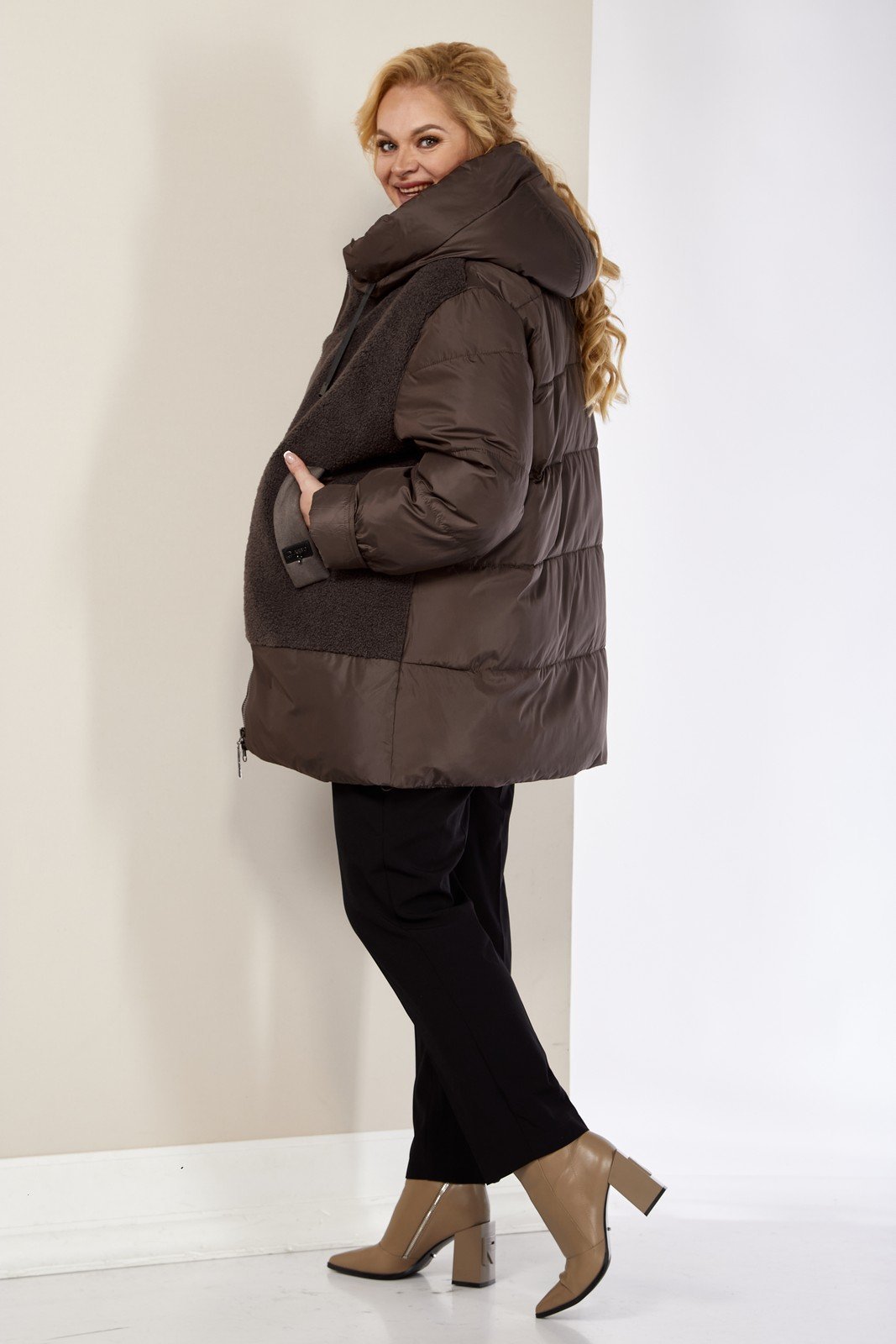 Куртка 2100 какао Shetti купить в интернет магазине Велесмода